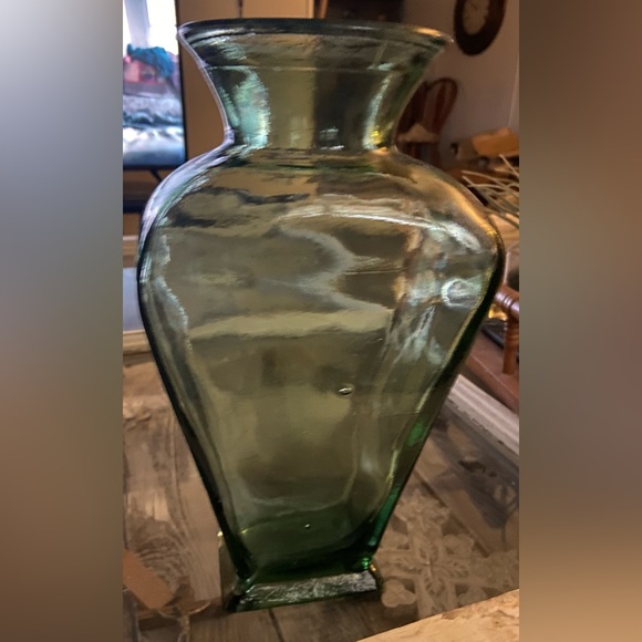 CBBP | Accents | Vintage Cbbp Hand Blown Recycled Glass Vase | Poshmark